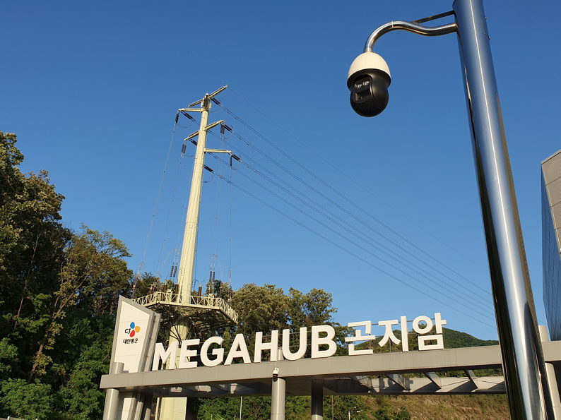 Asia's largest mega hub logistics terminal installs a Wisenet video ...
